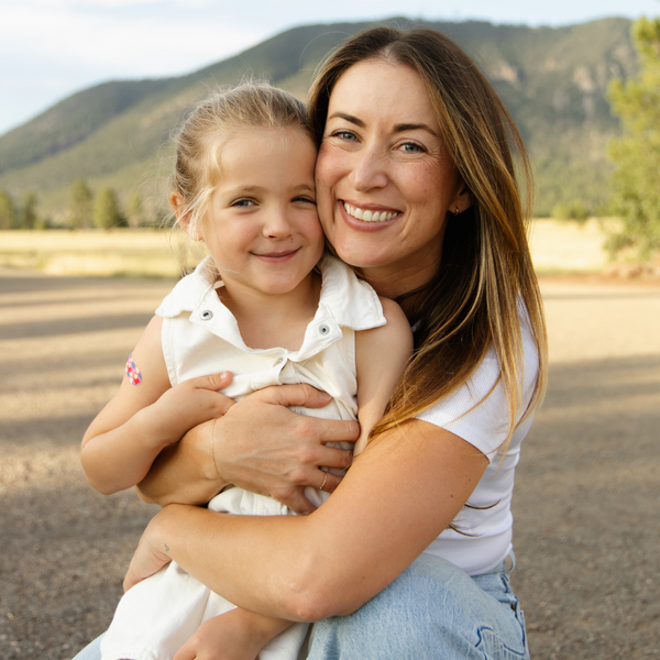 How Sarah Hollingsworth Simplified the Baby Registry Process with Poppylist - mini bloom